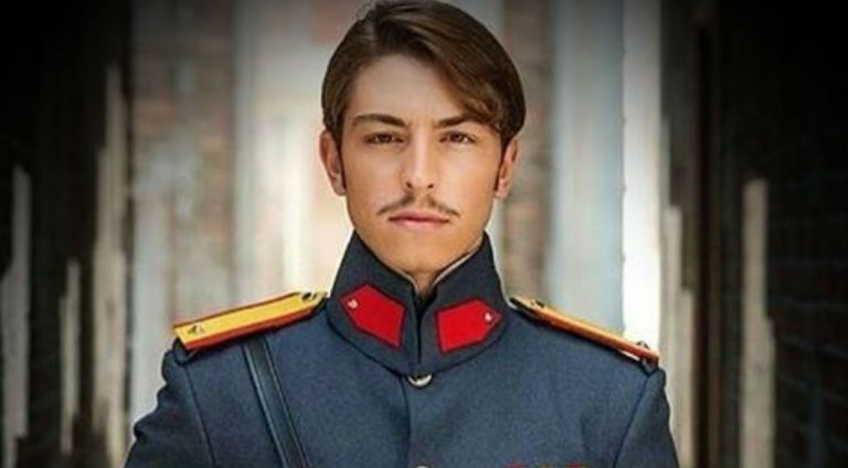 Conocé al actor que interpreta a León en Vatanim Sensin – Cinéfilos ...